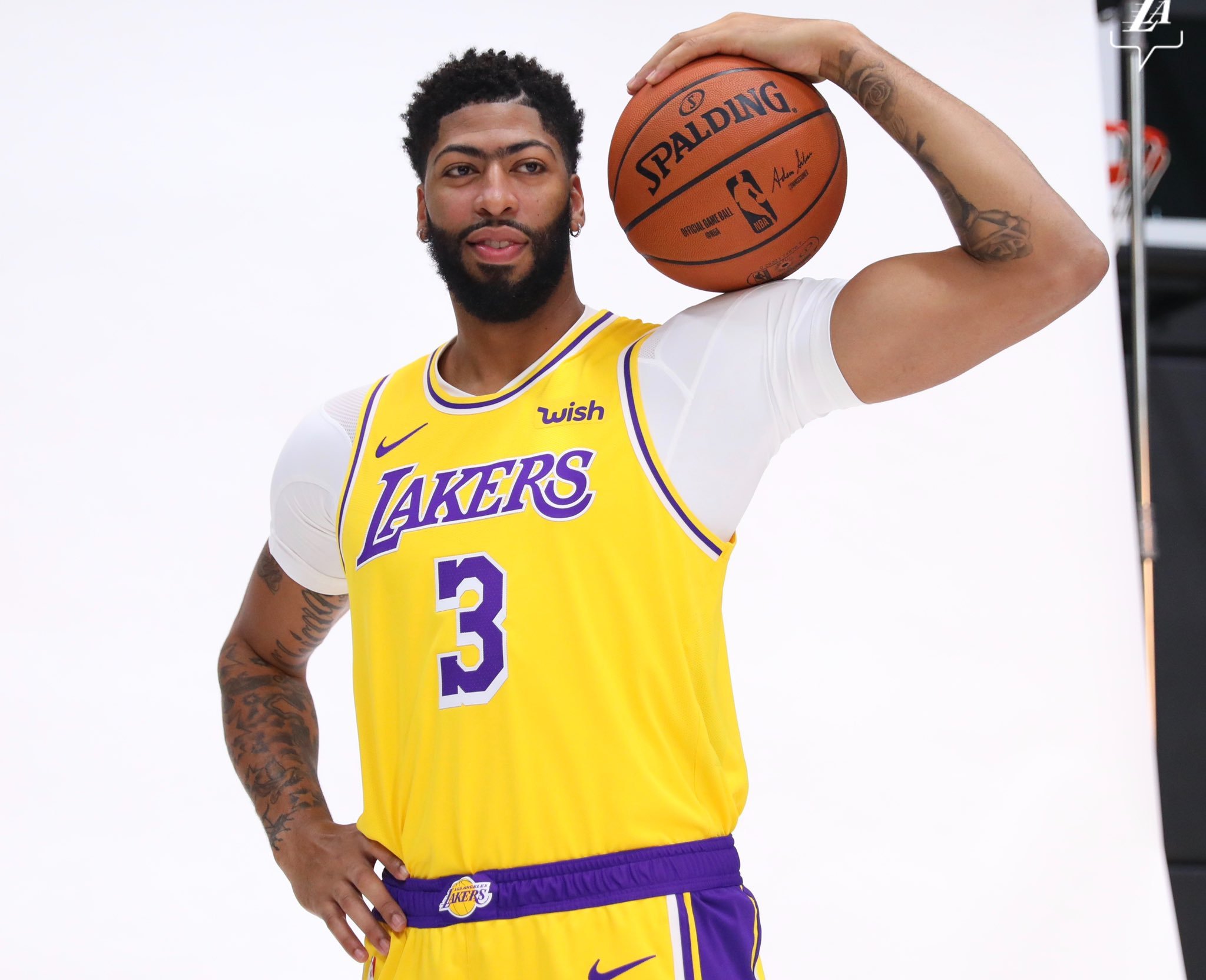 Davis no tiene interés en lo que digan en Nueva Orleans y James lo ...
