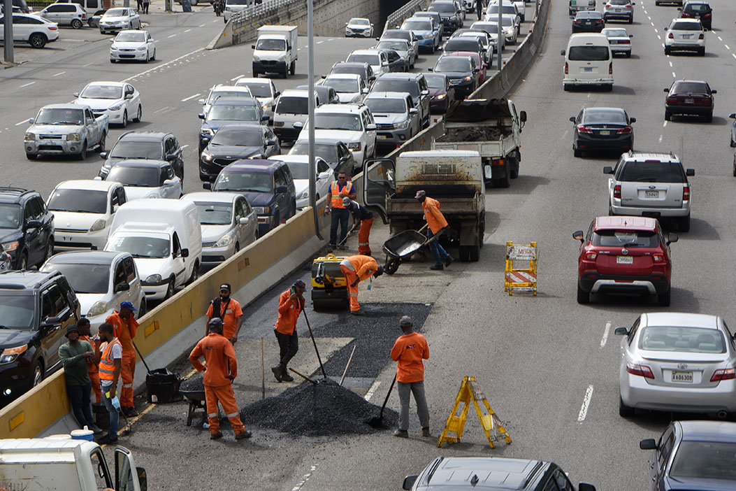 Obras Públicas reparó la avenida 27 de Febrero desde la Isabel Aguiar ...
