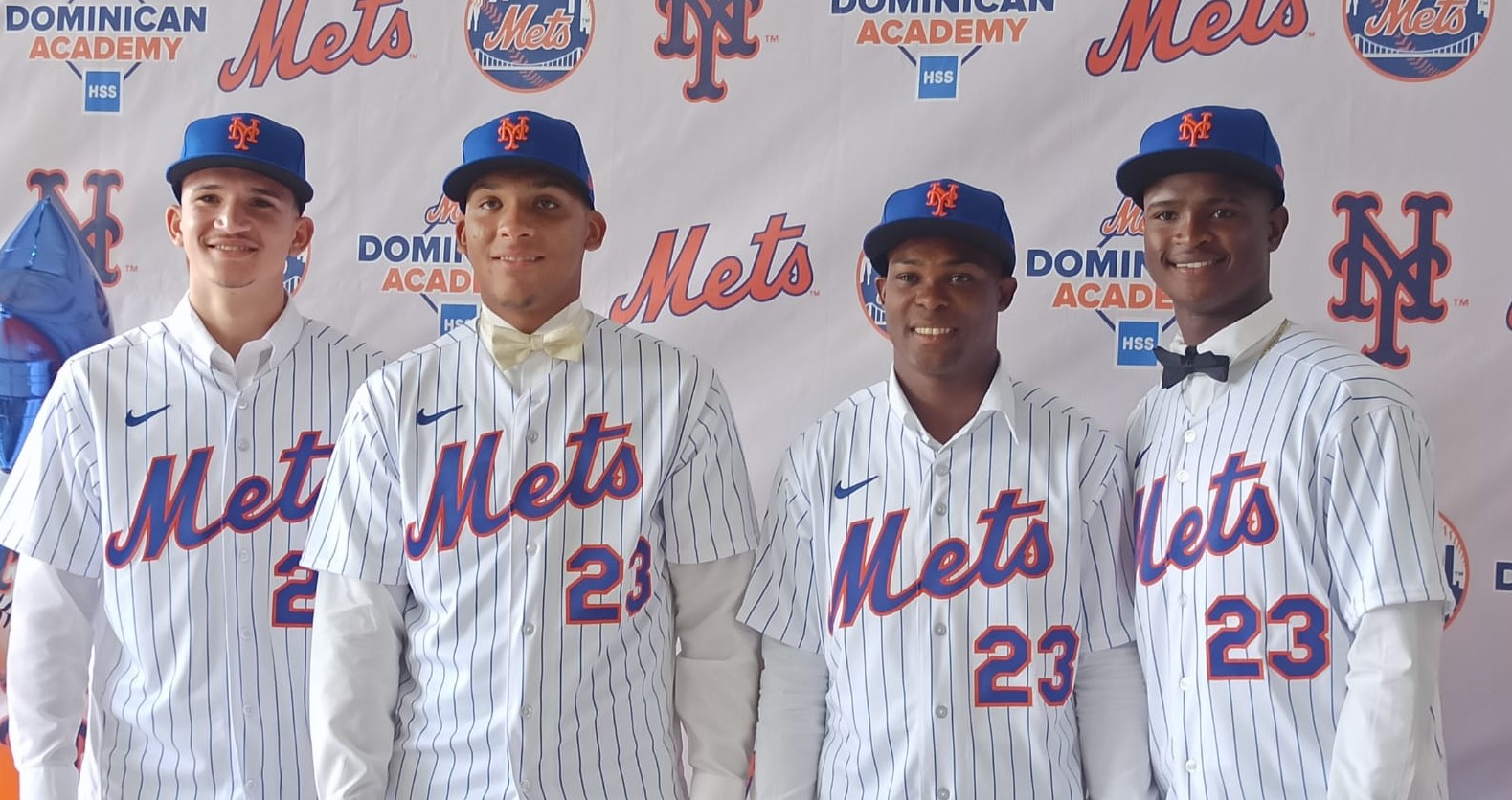 Prospectos de los Mets logran sueño al firmar con bonos que superan el ...
